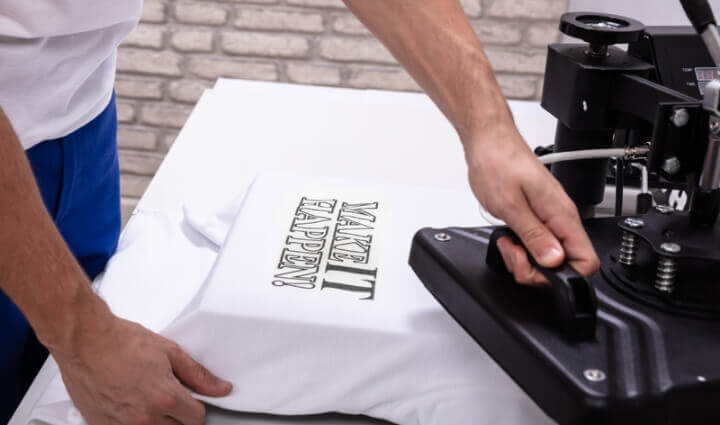 Customize Your Style with Gildan Apparel for Shirts & Hoodies